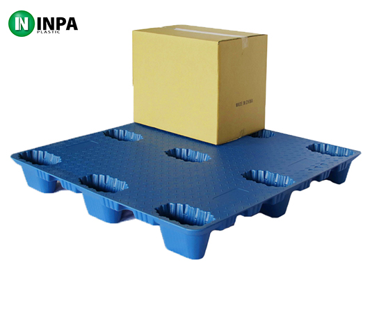 9 Foot Sealed Face Plastic Pallet